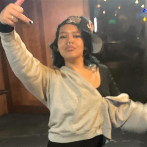 Avery January Averyjanuaryy • Instagram Photos And Videos