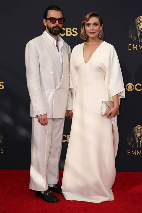 Elizabeth Olsen Robbie Arnetts Relationship Timeline Us Weekly