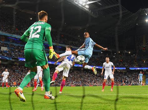 Fabian Delph 1169882 Uludağ Sözlük Galeri