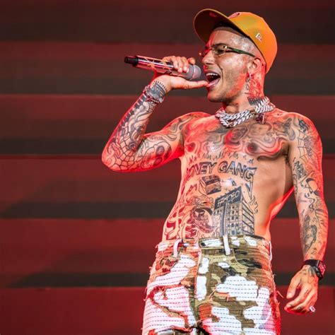 Sfera Ebbasta Chi è Carriera Vita Sentimentale