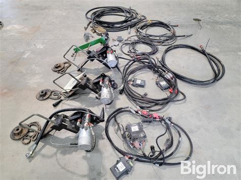 Trimble Field Iq System W Rawson Hydraulic Drive Variable Rate Control