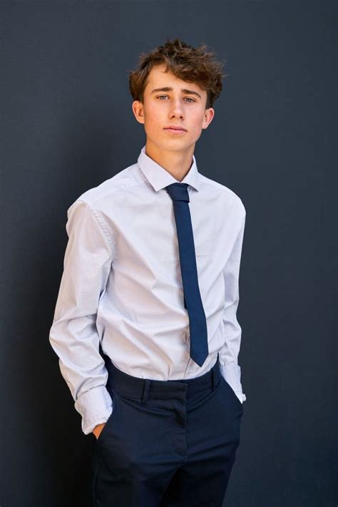 Agentur Schwarz Yann Cosack