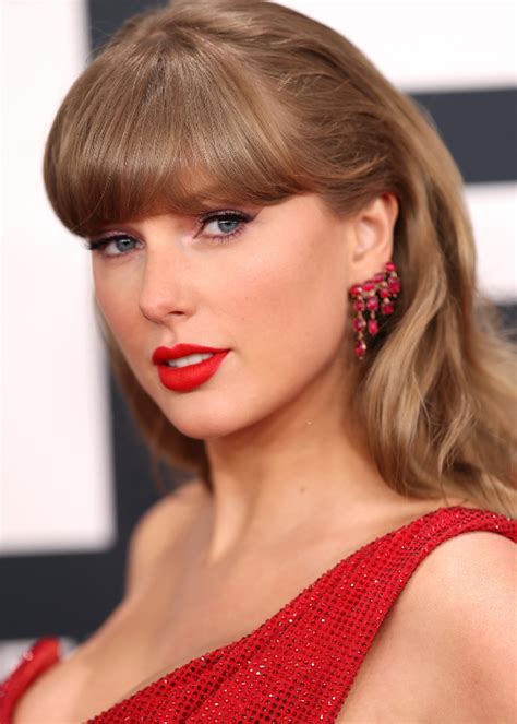 Taylor Swift Lipstick Color