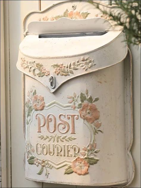 復古花卉鐵製白色信箱 鄉村風白色郵筒 仿古mail Box 鐵製郵箱 造型意見箱 信件帳單民宿花園餐廳佈置品【歐舍傢居】 Yahoo奇摩拍賣