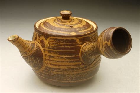 余韻 信楽焼 鳳山 煎茶器 一式 急須 宝瓶 湯冷まし 湯呑 5客 セット 共箱 煎茶 道具 茶道 茶道具 陶器 陶磁器 伝統 工芸＜湯呑み