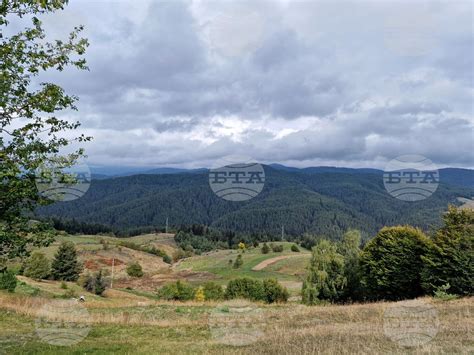 Не са добри условията за туризъм във високите части на планините съобщиха от Планинската