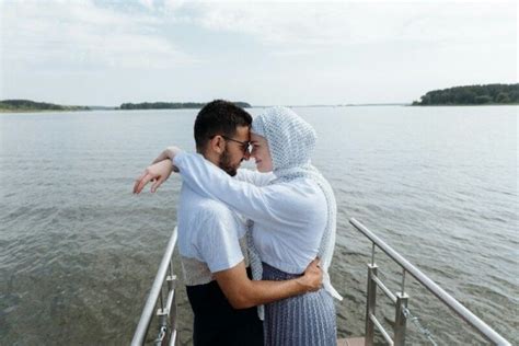 5 Waktu Terbaik Hubungan Seks Yang Dianjurkan Menurut Islam