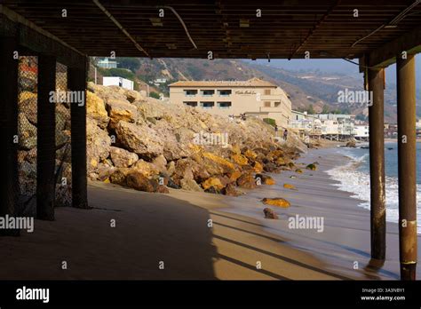 Malibu California December 21 2024 View Of Malibu Beach Inn From