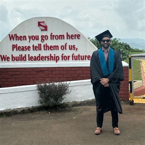 Yash Pratap Singh On Linkedin Convocation Graduated Mba Siu Sidtm