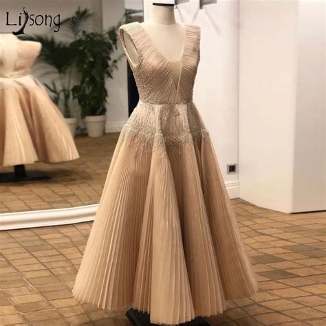 우아한 샴페인 아랍 긴 이브닝 드레스 민소매 구슬 레이스 무도회 드레스 주름 오간자 사우디 아라비아 여성 파티 가운