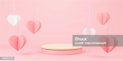 스튜디오 조명 핑크 배경에 나무 연단과 매달려 모양의 심장추상 미니멀 한 장면 제품 프리젠 테이션 쇼케이스 모의 무대 화장품 디스플레이 연단 3d 렌더링 0명에 대한 스톡