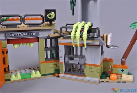 LEGO Hidden Side Newbury Abandoned Prison Review Brickset