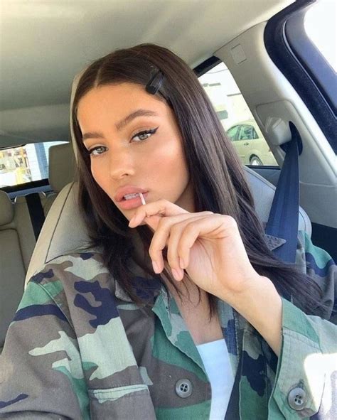 Hot Car Selfies 38 Pics