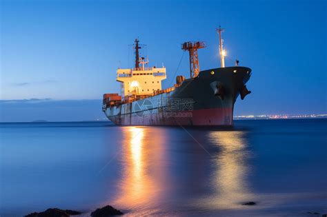大轮船在海上航行高清图片下载 正版图片600706678 摄图网