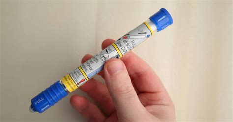 Elementary Babe Babes Discover EpiPens Turn Toxic In Space