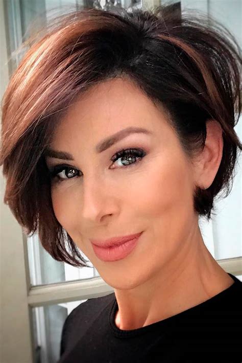 Short Haircut Women 2022