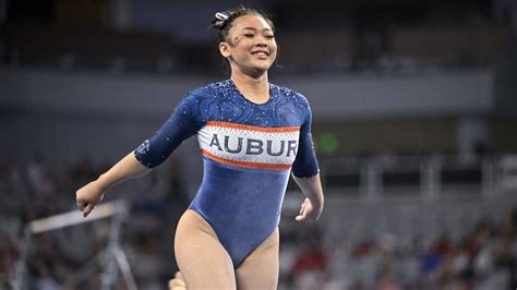Suni Lee Flexes Auburn Pride In Tiny Black Dress Jersey Mirror Selfie