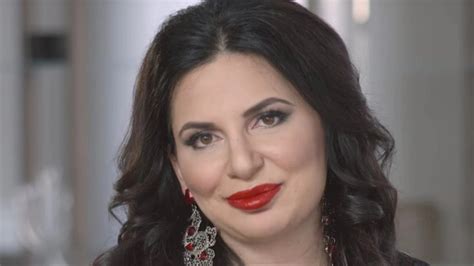 Cine Este Regina Cripto