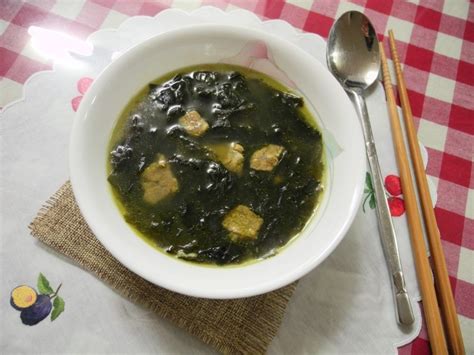 쇠고기 미역국 간맞추기