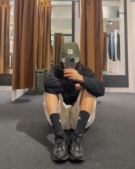 ¿quién Es Nini Vélez La Estilista Que Relacionan Con Ester Expósito