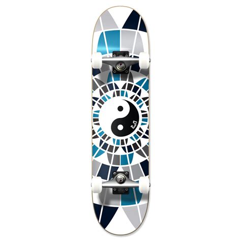 Graphic Yingyang Complete Skateboard