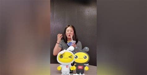 东评西测姐妹花丨你们饮品界搞“新型商战”，真的要这么劲爆吗？ 腾讯新闻