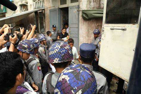 ကိုေဇယ်ာလြင္ ႏွင့္ ကိုပိုင္ရဲသူ တို႔ကို ႐ုံးထုတ္ ဓာတ္ပုံ