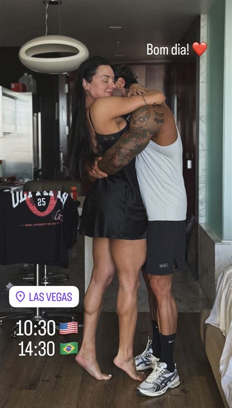 The Best Juliana Salimeni Feet Pictures 🤩