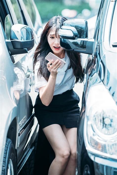 핸드폰 떨어트린 여자아이돌  유머 움짤 이슈 에펨코리아