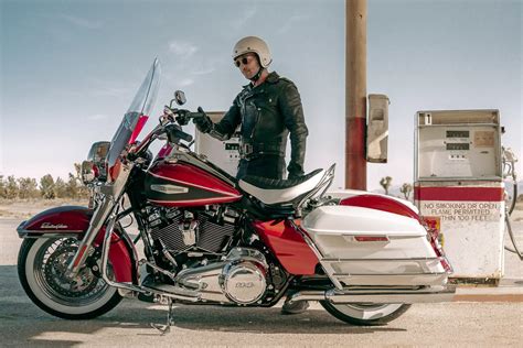 Motomobi News Harley Davidson Luncurkan Electra Glide Highway King