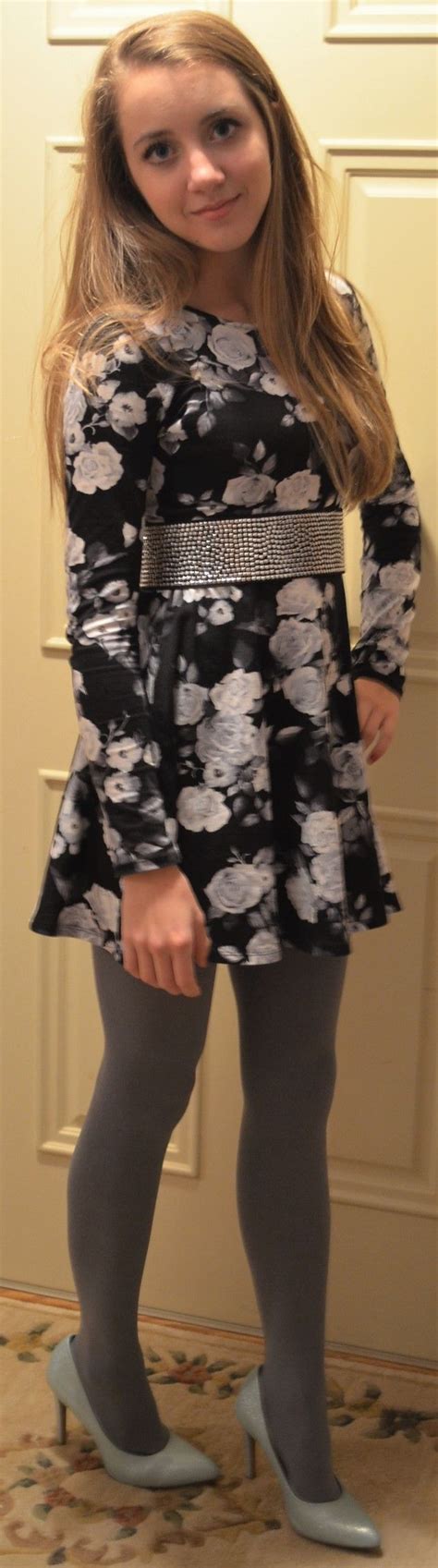 Pin By John On Women Fashion Outfits Tights Outfits Classy Women