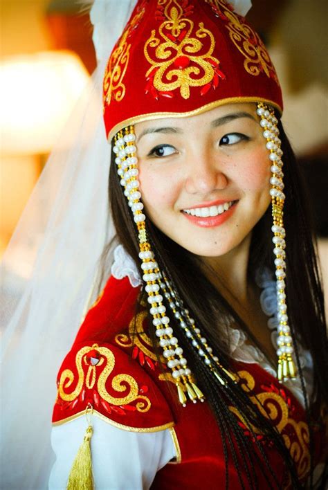 Kyrgyz Traditional Clothing Kyrgyz Woman Traditional Costume Silk