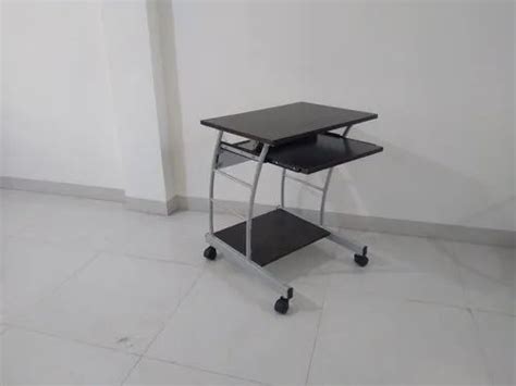 Modern Work Station Computer Cum Laptop Table Size Feet X Feet At Rs In Indore