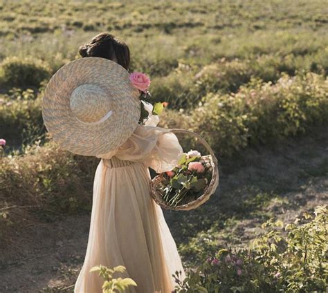 Cambric The Ultimate Fabric For Summer Dresses Knowing Fabric