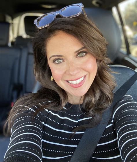 Pin By Edgar On Beautiful Older Women Beautiful Women Over 50