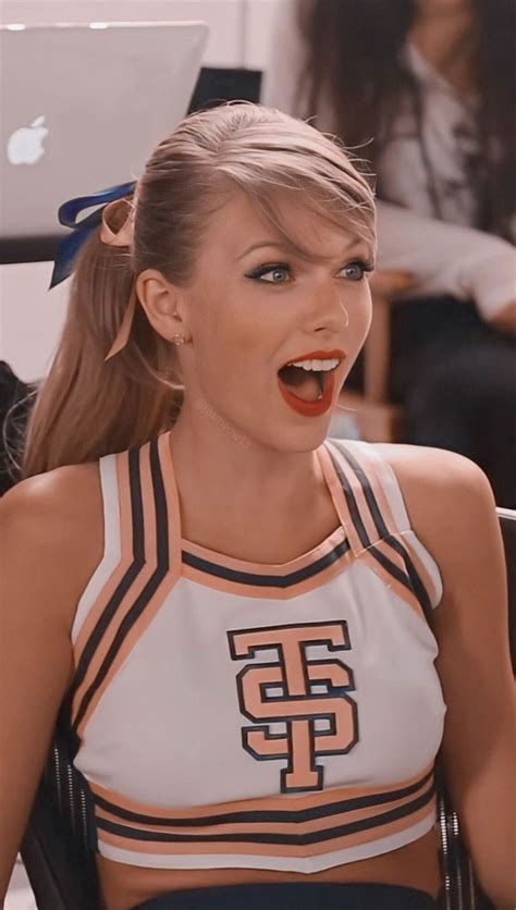 35 Taylor Swift Wallpaper Ideas Shake It Off Idea Wallpapers Iphone Wallpapers Color Schemes