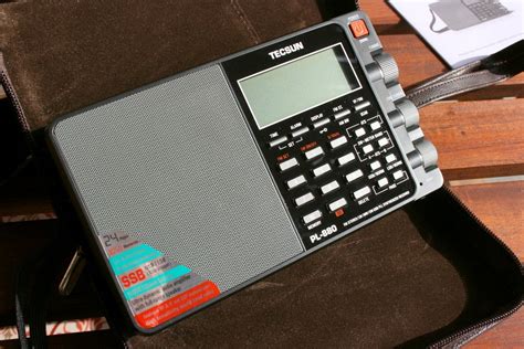 Photos: Unboxing the new Tecsun PL-880 | The SWLing Post