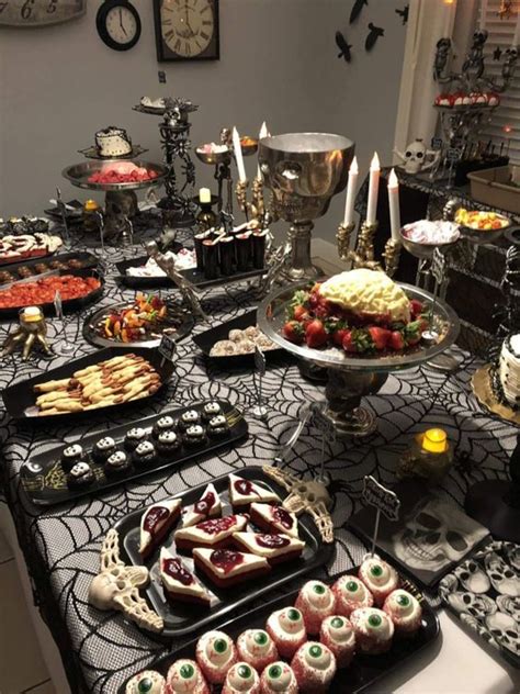 Spooky Halloween Party Snacks Mottoparty Halloween Halloween Menü