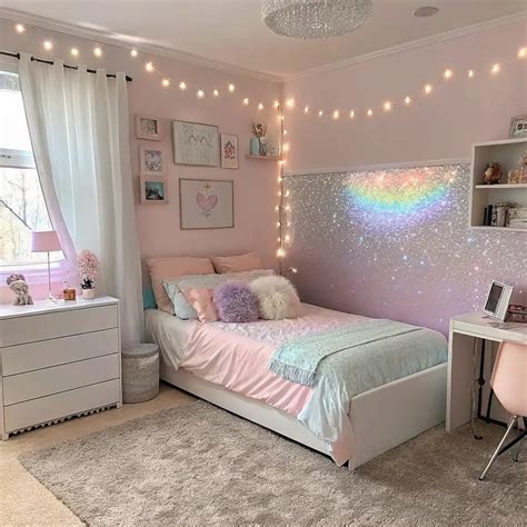 15 Amazing 2000s Bedroom Aesthetic Ideas For Nostalgic Vibes