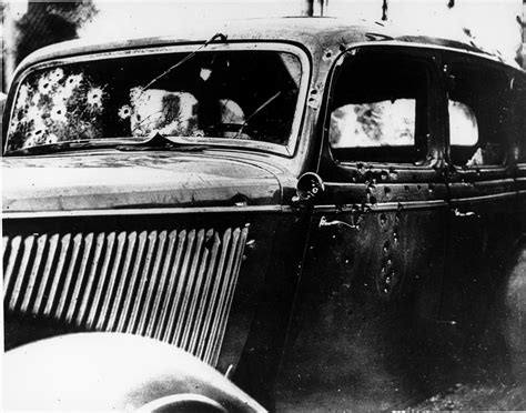 Bonnie And Clyde 13 Things You May Not Know About This Americas Most Infamous Outlaw Couple