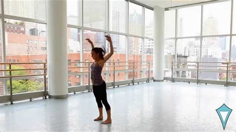 Контемпорари красивый и чувственный танец Youtube