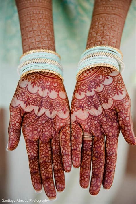 Circle Bridal Mehndi Pattern