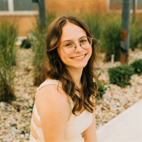 Hannah Yates YouTube