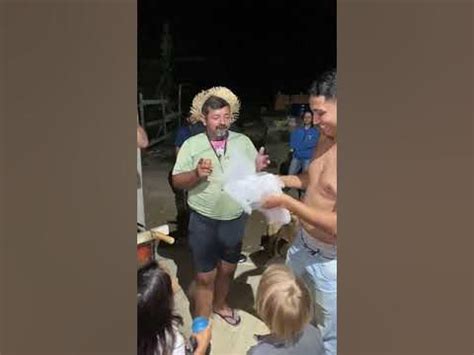 Tomando Ovo Cru No Aniversário Youtube