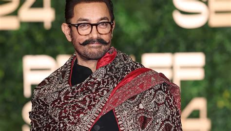 نجم بوليوود عامر خان يصرف النظر عن الاعتزال ويواصل التمثيل والإنتاج