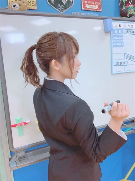 【朗報】リクルートスーツを着たコスプレイヤーえなこちゃん 25 が超絶可愛い！ ミラクルミルク