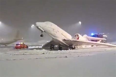 Globcio Okrutnie Atakuje Samolot Z Monachium Mia Polecie Na Szczyt Globalnego Ocieplenia Ale