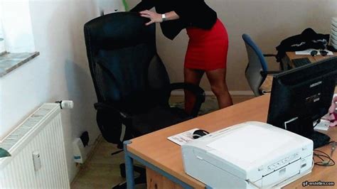 The It Guy Stole My Toe Ring Wmv 1280 X 720 Helenas Feet High Heels