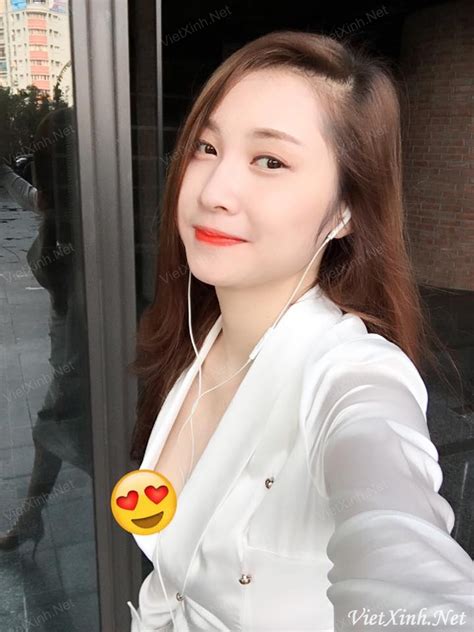 Girl xinh khoe hàng gái xinh Facebook show vếu toàn hàng ngon Việt Xinh