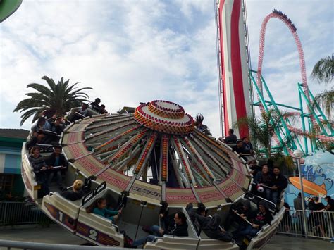 Knotts Berry Farm Rides